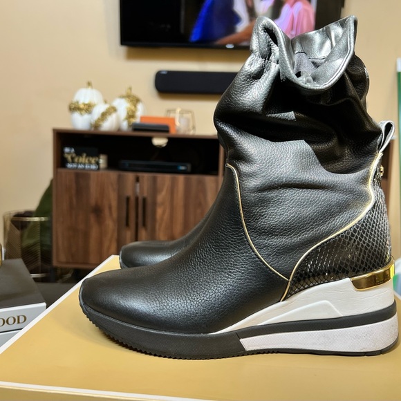MICHAEL Michael Kors | Shoes | Michael Kors Randy Bootie | Poshmark